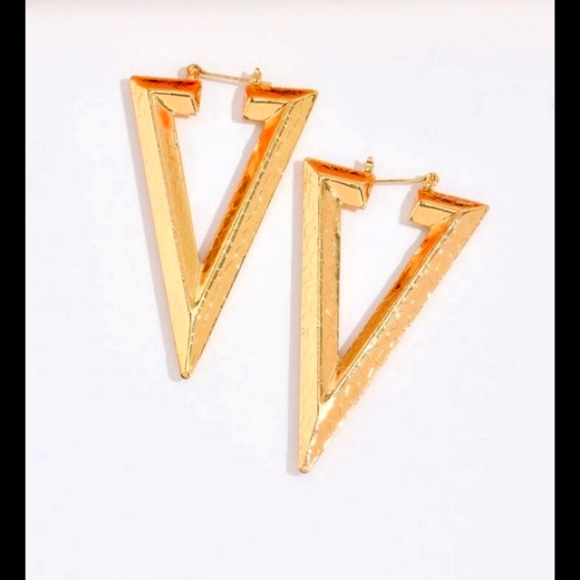 Jewelry | Listing Nwot Croc Embossed Triangle Hoop Earrings | Poshmark